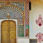 From Delhi: Jaipur Day Tour with Hotel Pickup by Car - Jal Mahal: The Water Palace