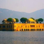 From Delhi: Overnight Jaipur Private Guided Tour - Exploring Jaipurs Royal Heart: Day One