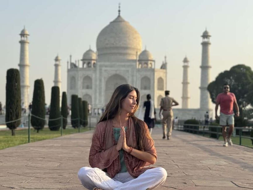 From Delhi: Sunrise Taj Mahal & Agra Fort Tour with options - What We Think About the Value