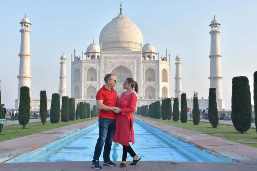 From Delhi: Taj Mahal & Agra Fort Tour By Express Train - Exploring Agra Fort: The Red Fortress