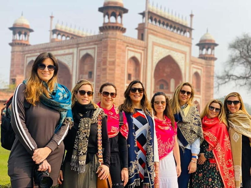 From Delhi: Taj Mahal & Agra Private Day Trip With 5* Lunch - Visiting the Taj Mahal: A Monument of Love and Architectural Genius