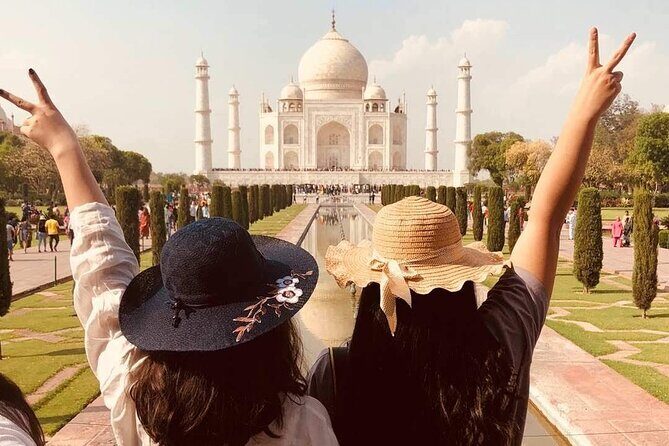 From Delhi: Taj Mahal and Agra tour by Superfast Train - Exploring the Mughals’ Legacy: Agra Fort