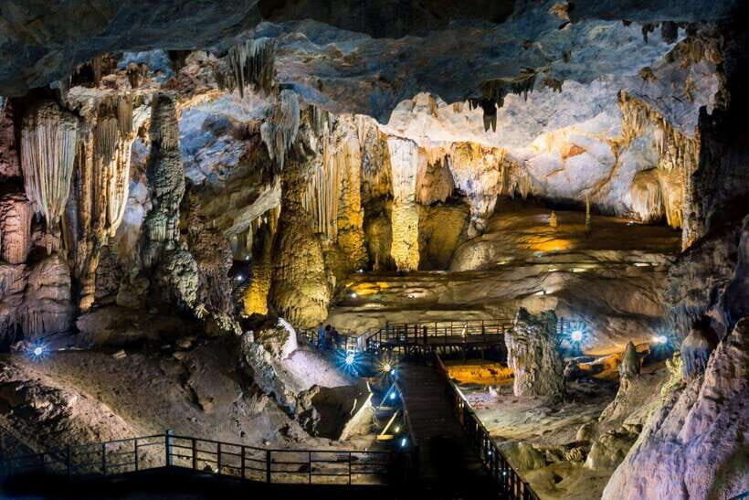 From Dong Hoi/Phong Nha: Paradise Cave and Dark Cave Tour - Analyzing the Experience Itself