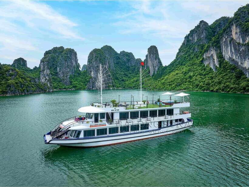 From Hanoi: 1 -Day Halong Bay Cruise With Big & Small Groups - Itinerary Breakdown: A Day of Highlights