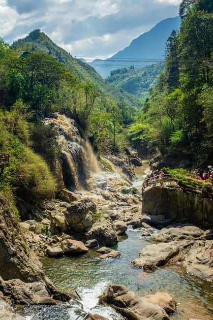 From Hanoi: 4-Day Moc Chau Tea Plantation and Waterfall Tour - Practical Details and Travel Tips