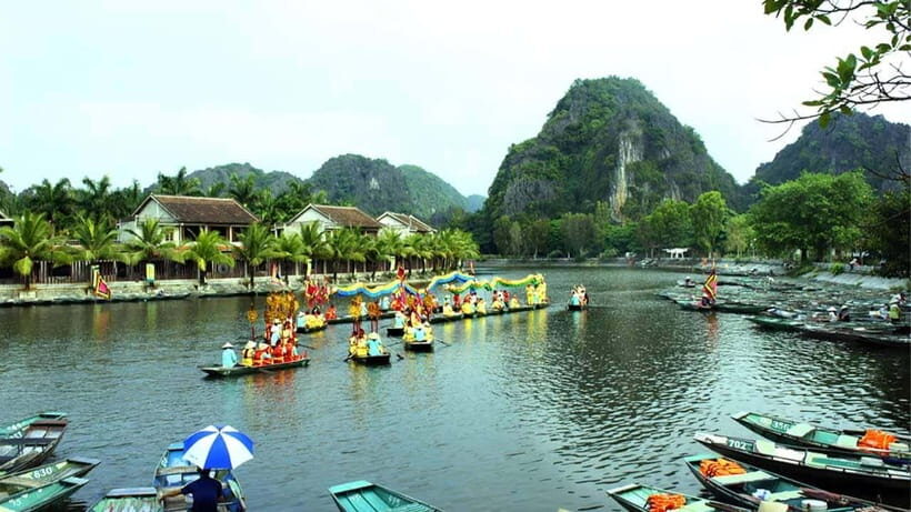 From Hanoi : Hoa Lu, Tam Coc, and Mua Cave Day Trip - A Well-Balanced Experience, Not Overly Touristy