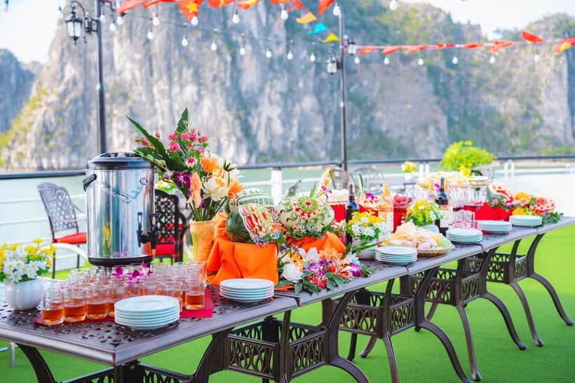 From Hanoi: Luxury Cruise Ha Long Bay Day Trip| Private Tour - The Scenic Cruise
