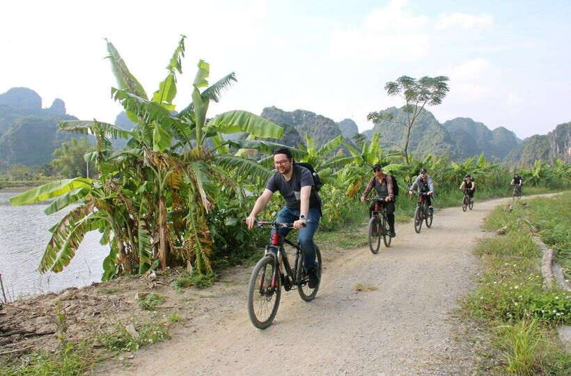 From Hanoi: Ninh Binh, Hoa Lu, Tam Coc boat trip & Mua cave - Why This Tour Offers Great Value