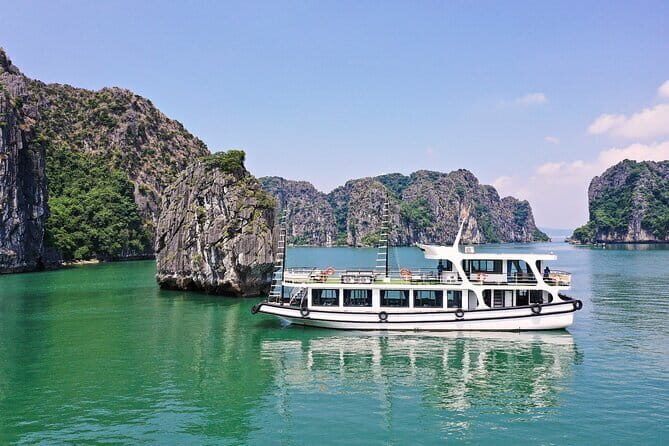 From Hanoi: Private Halong Bay Day Trip with Cave & Island - The Sights of Halong Bay: Caves, Islands, and Limestone Marvels
