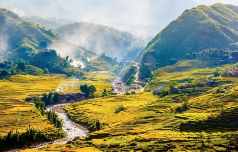 From Hanoi: Sapa 2D1N Hotel overnight by Morning bus - The Scenic Journey to Sapa