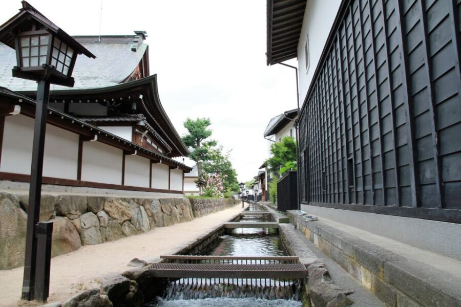 From Kanazawa: Shirakawago, Hida-Furukawa and Takayama Visit - Practical Tips for Making the Most of Your Day
