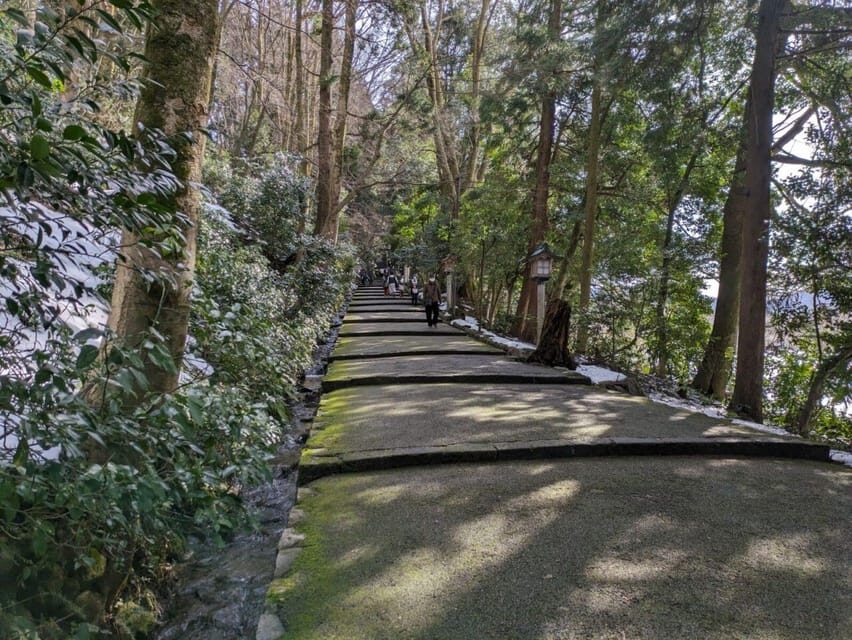 From Kanazawa: Temples, Panoramic Landscape and Butterflies - What Makes This Tour Stand Out