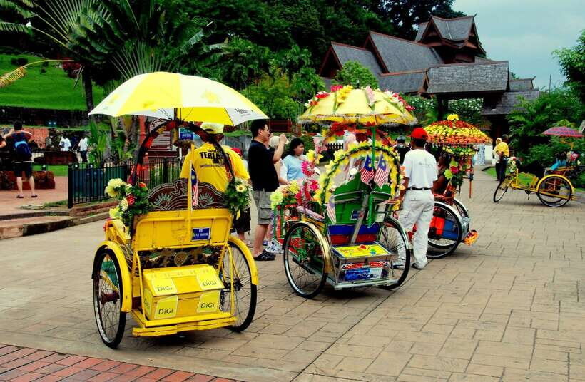 From Kuala Lumpur: Full-Day Historical Tour of Malacca - Detailed Breakdown of the Itinerary