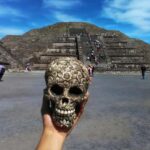From Mexico City, VIP Tour to Teotihuacan: Pyramids, Beer & Mezcal - Exploring Teotihuacan’s Pyramids
