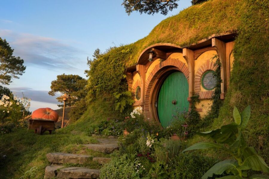 From Rotorua: Hobbiton Movie Set Tour with Festive Lunch - Transportation and Duration