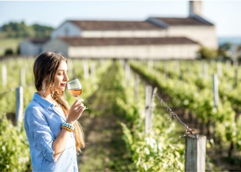 From San Francisco: Muir Woods & 3 Wineries in Napa & Sonoma - Midday at Sonoma Plaza — A Chance to Recharge