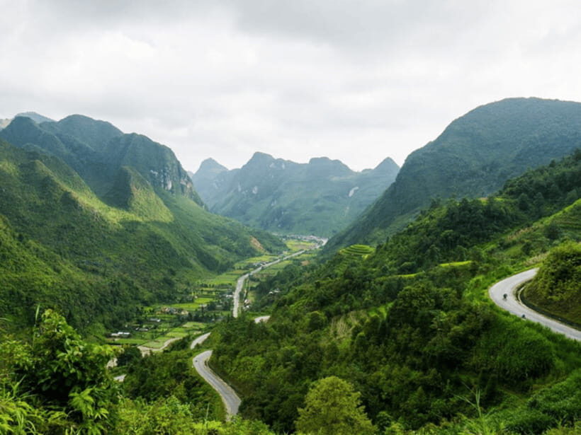 From Sapa/Hanoi: Ha Giang Loop 4 Days 3 Nights self-driving. - Transport, Accommodation, and Local Guides