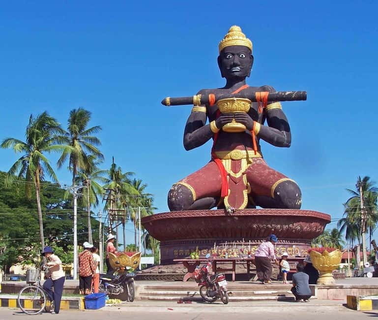 From Siem Reap: 2-Day Battambang and Phnom Penh Tour - The Second Day: From Villages to the Capitals Highlights