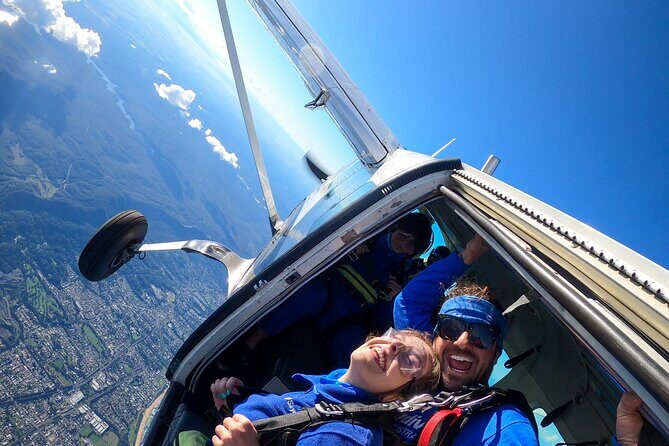 From Sydney: Tandem Skydive Experience over Wollongong Beach - The Itinerary in Detail