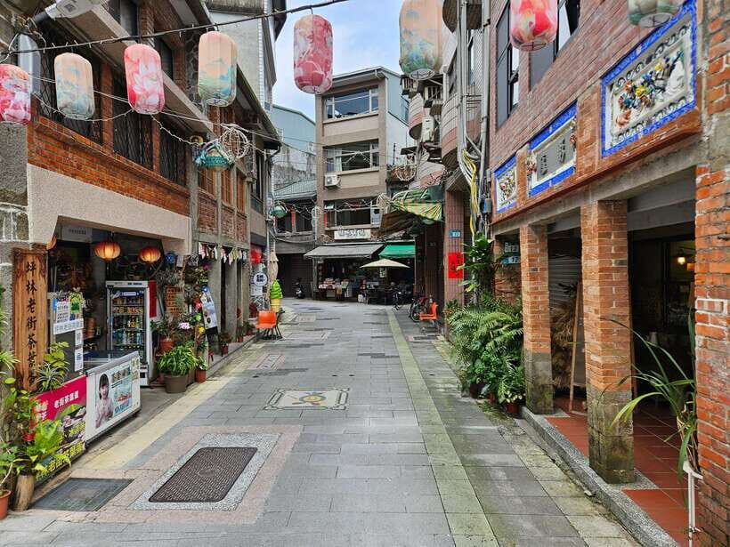 From Taipei: Pinglin Tea Culture and Maokong Guided Day Tour - Detailed Breakdown of the Itinerary