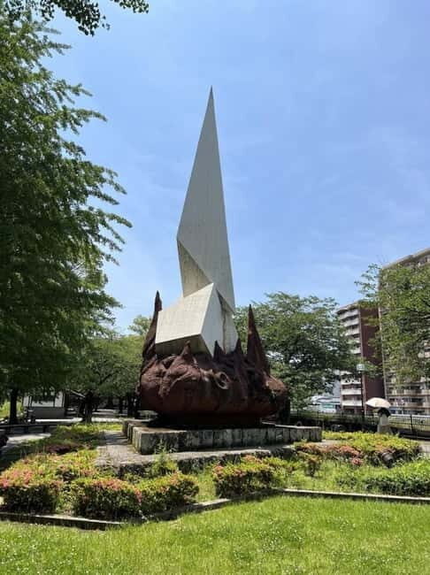 Fukuoka: Hakozaki Shrine, War Monument, & Tower Walk Tour - The Itinerary Breakdown: What Makes Each Stop Special