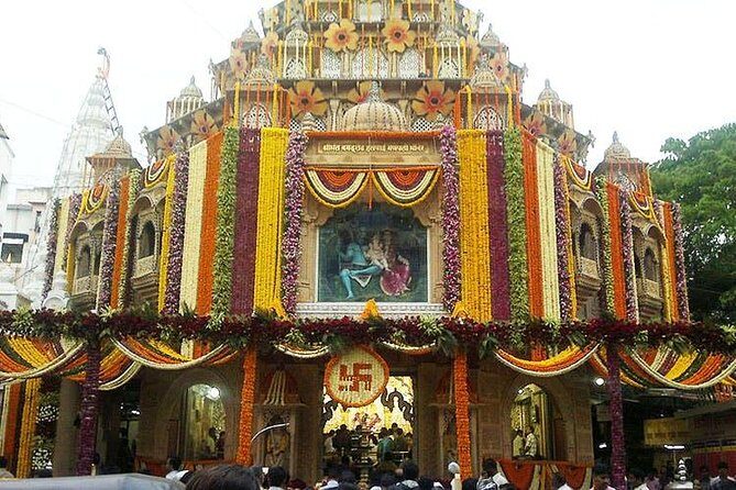 Full Day Cultural & Heritage Pune City Tour in Private Vehicle - A Complete Look at the Full Day Cultural & Heritage Pune City Tour