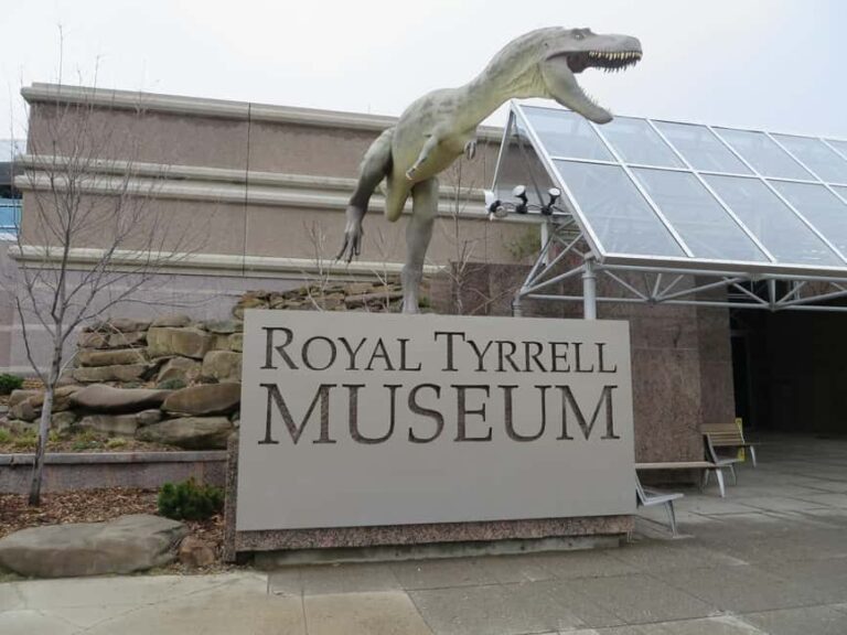 Full Day - Drumheller tour by Coach from Calgary - What You Can Expect on This Tour