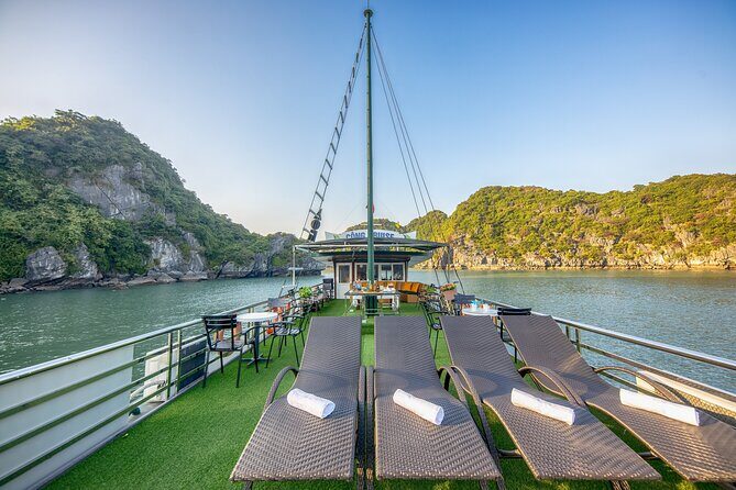 Full-day Explore Halong Bay on Cruise - What Reviewers Say