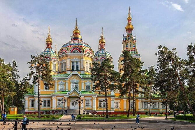 Full Day Guided Almaty City Tour + cable car - The Sum Up