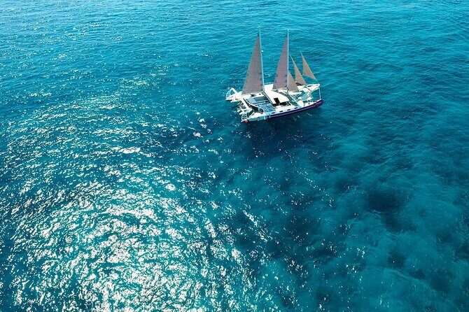 Full day Lembongan Island Catamaran Cruise with BBQ Lunch - What’s Included and How It Works