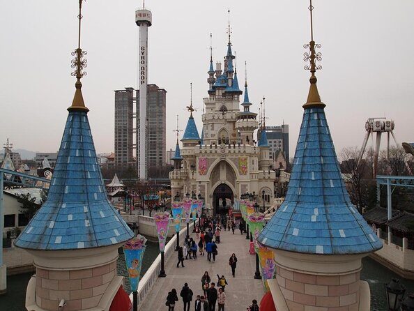 Full-Day Private Tour in Myeongdong and Lotte World Tower - The Sum Up