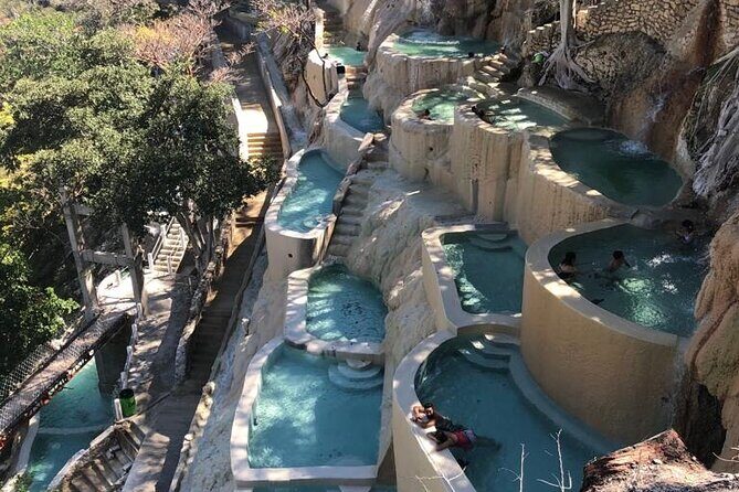 Full-Day Tour to Tolantongo Hot Springs from Ciudad de Mexico - Transportation and Group Size: Why It Matters