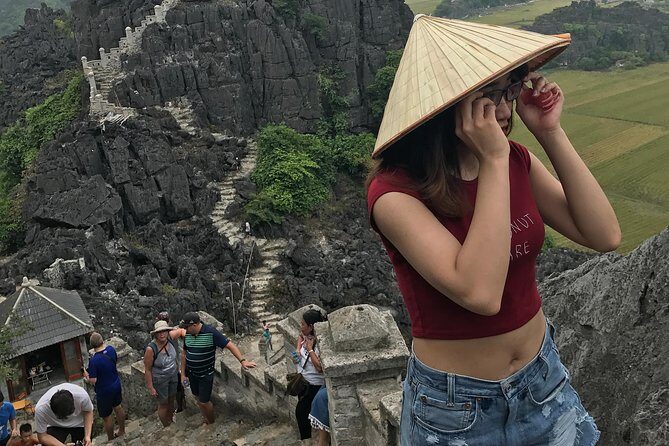 Full-Day Trang An, Hoa Lu and Mua Cave Tour with Lunch - What Makes This Tour Stand Out?