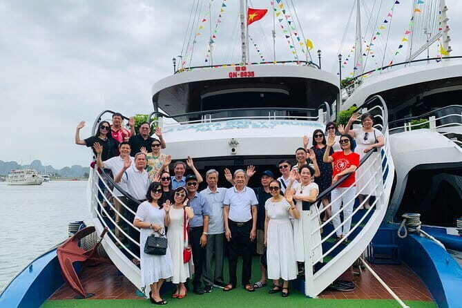 Full Day Travelling Lan Ha Bay from Hanoi with Lotus Cruise - Exploring the Itinerary in Detail
