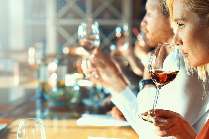 Full-Day Wine Tasting Tour in Auckland with 3-Course Vineyard Lunch - First Stop: The Hunting Lodge Winery & Restaurant