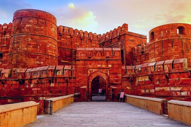 Full Duration 6 Hours Private Taj Mahal Tour By Train From Delhi - Transportation & Logistics: What Travelers Should Know