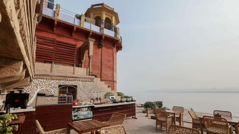 Ganga Ghat Arti with Roof Café Close to Ganges - Final Thoughts: Who Is This Tour Perfect For?