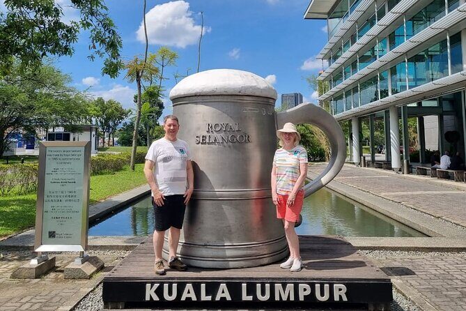 Genting Highlands Tour plus Batu Caves, Batik & Pewter Factory - Who Should Consider This Tour?