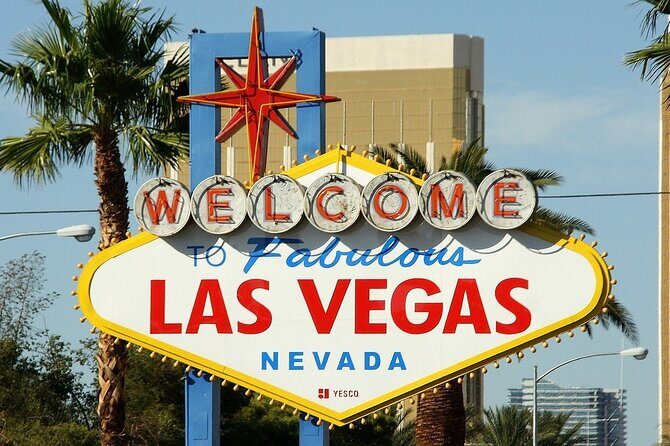 Get Married In Vegas Wedding Officiant - What Makes This Tour Stand Out?