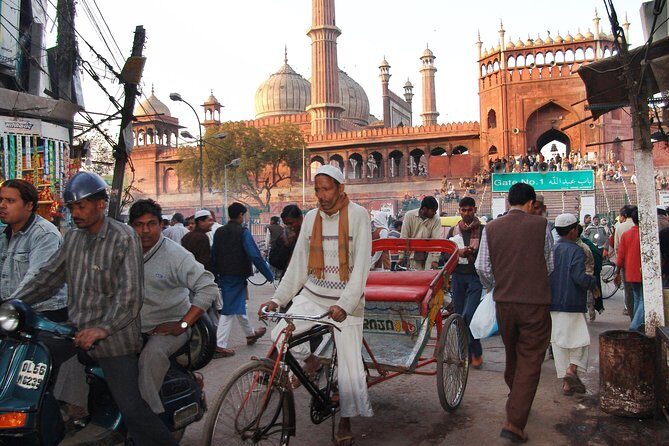 Get your perfect Guide for touring Delhi - Who Should Consider This Tour?