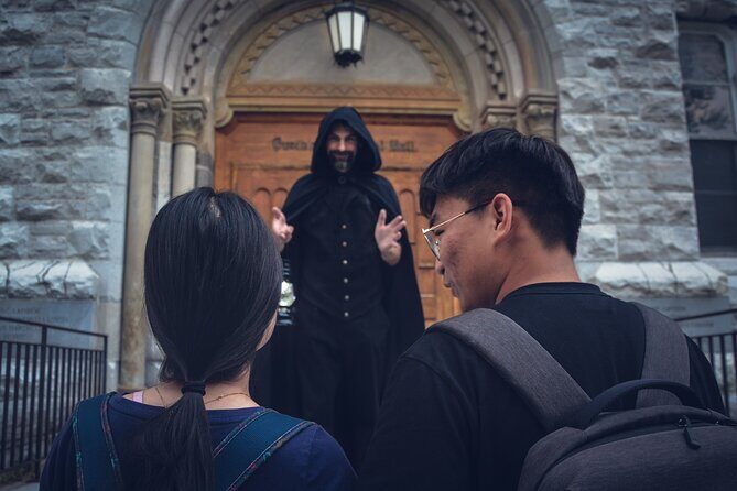 Ghost Tour of Queen's University - Atmosphere and Experience