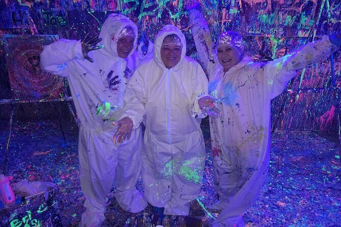 Glow In The Dark Painting With Friends - Who Should Consider This Tour?