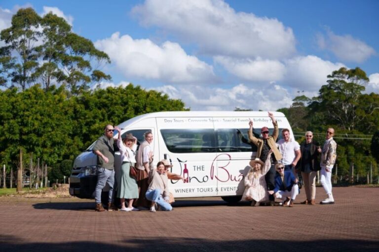 Gold Coast: Tamborine Mountain Wine Tour with 2-Course Lunch - Wine Tastings: A Taste of Tamborine’s Finest