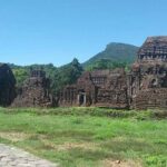 GOLDEN BRIDGE-COCONUT JUNGLE-HOI AN-NIGHT MARKET-Private Transfer - Who Should Consider This Tour?
