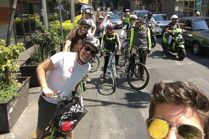 Graffiti & Urban Art Biketour w/ taco stop - Analyzing the Value