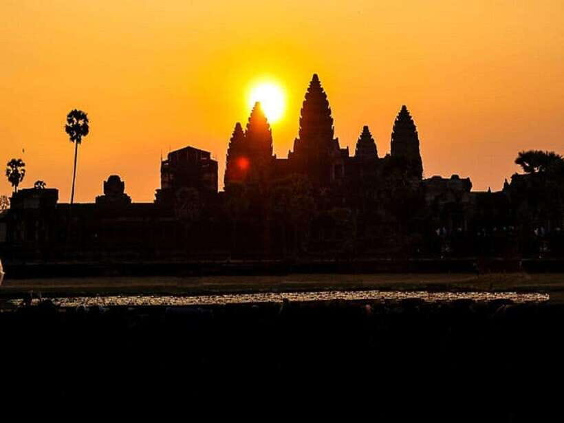 Grand Circle With Sunrise Private Tuk-Tuk - Who Should Book This Tour?