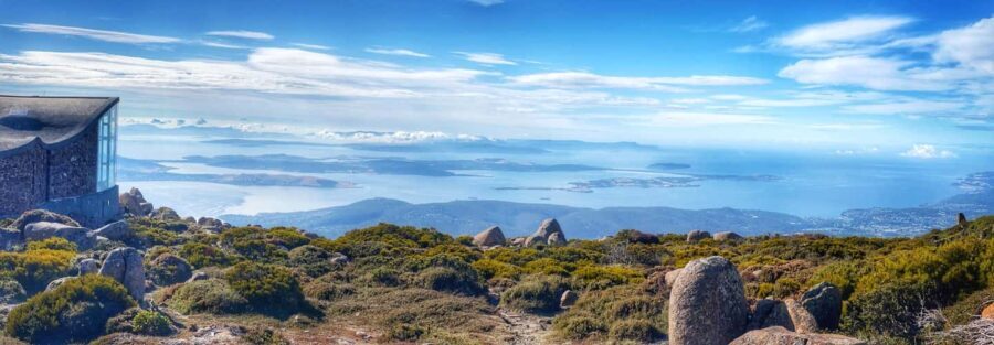 Grand Hobart & Richmond Full-Day Tour - Transportation and Group Dynamics
