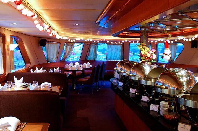 Grand Pearl Dinner Cruise ticket - What’s Included and What’s Not
