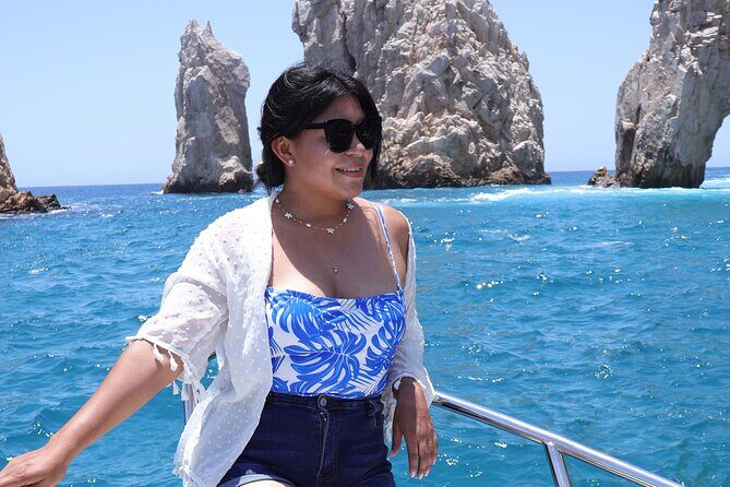 Group tour of the Cabo San Lucas Arch - The Itinerary: A Detailed Breakdown