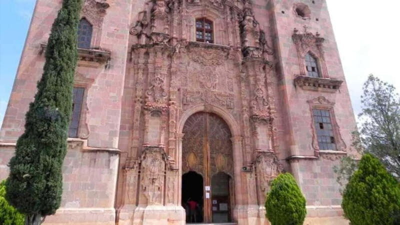 Guanajuato: Alley explorers with traditional musical band group tour - Who Will Enjoy This Tour?